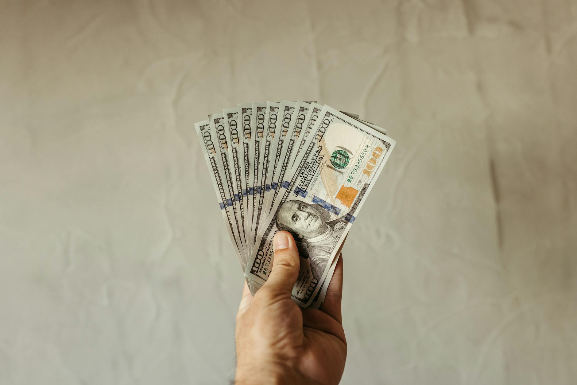 ΟΙ ΚΑΛΥΤΕΡΟΙ ΜΙΣΘΟΙ ΣΤΗΝ ΕΛΛΑΔΑ ΑΝΑ ΕΠΑΓΓΕΛΜΑ